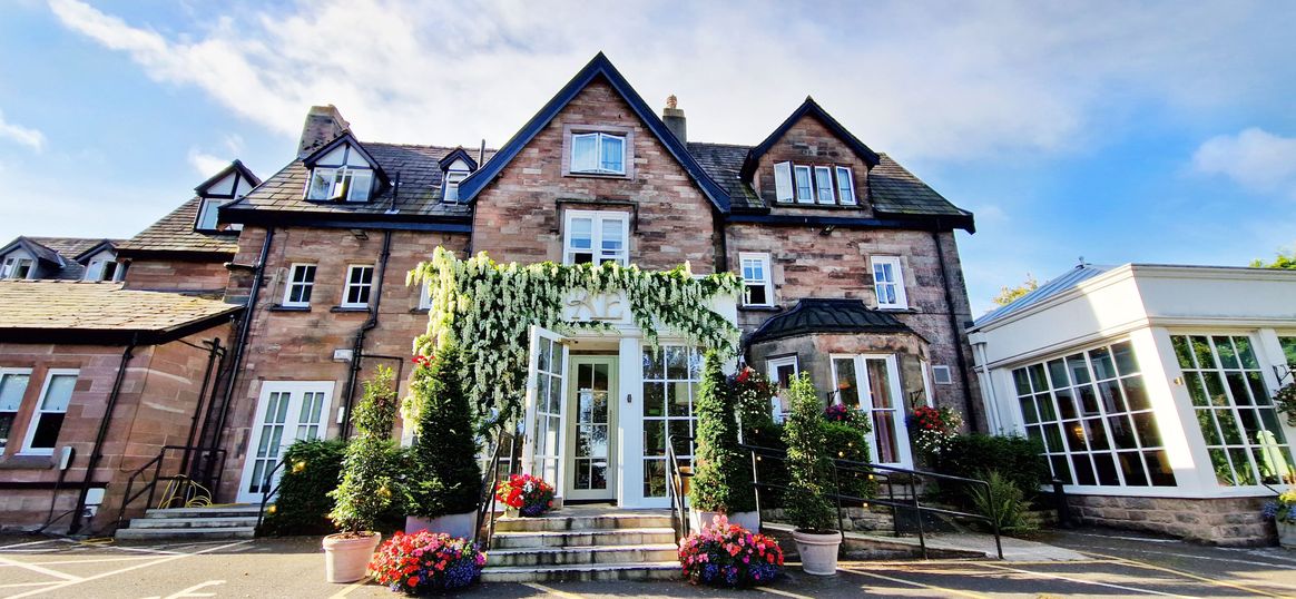 Inns & Hotels Near Me. Find Best Inns & Hotels in Lancashire