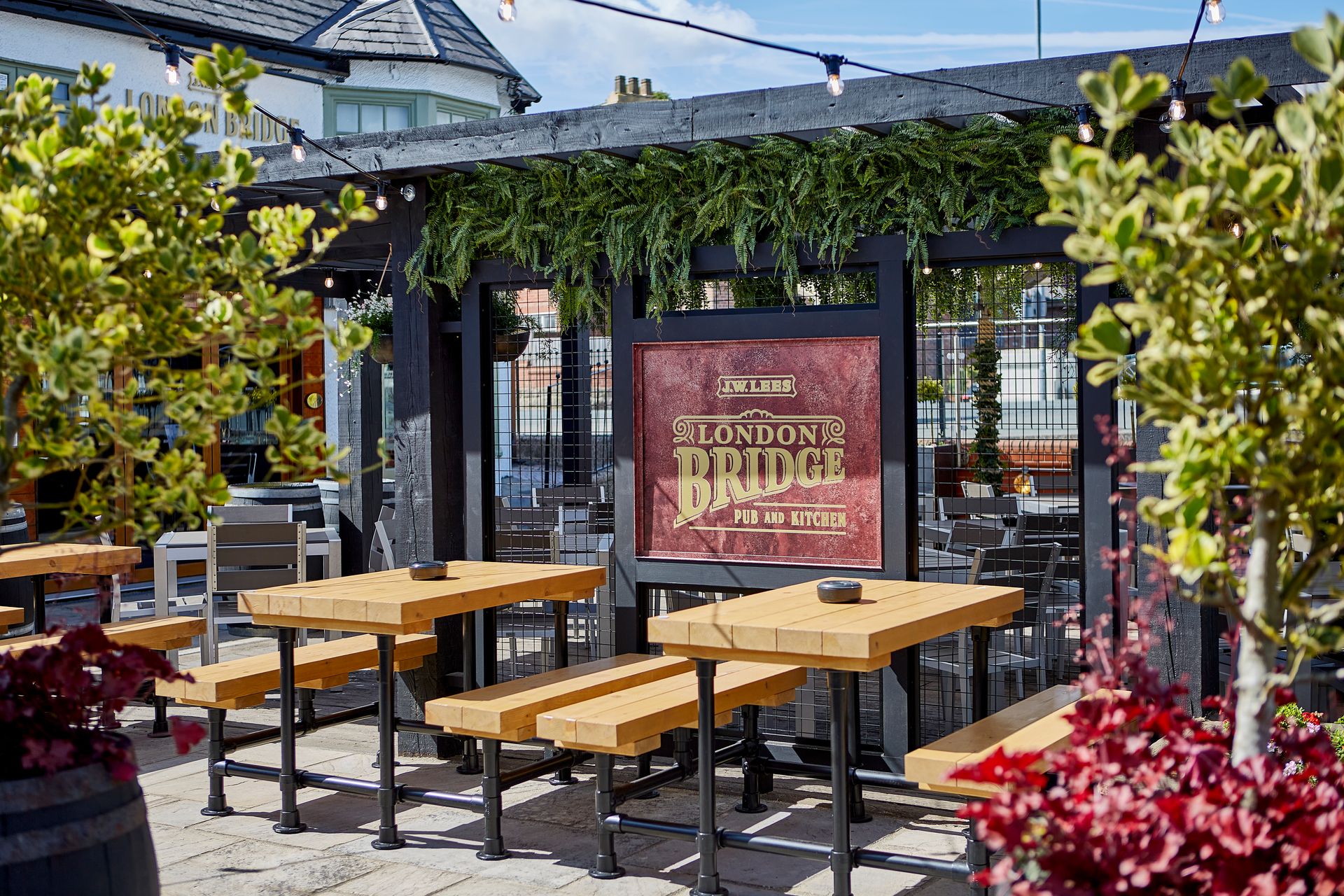 Pubs Near Me. Find Best Pubs Near You Near Manchester