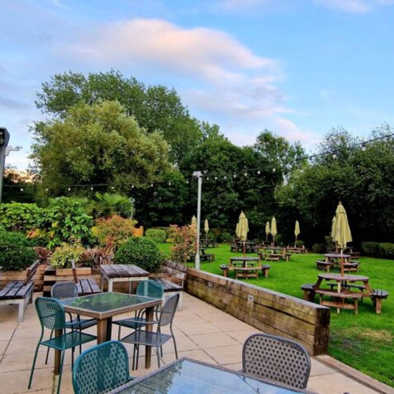 JW Lees reopens The Pointing Dog pub in Cheadle Hulme - JW Lees Central