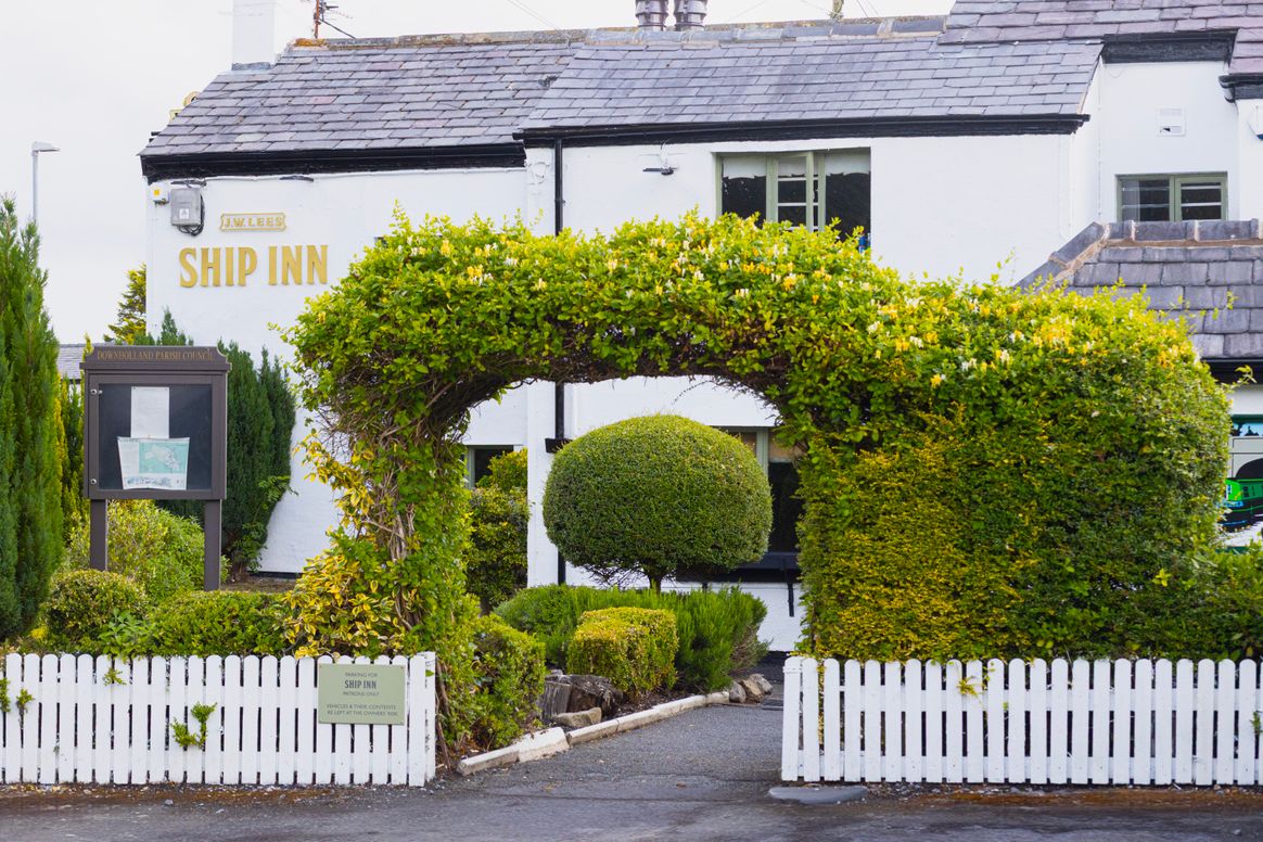 Ship Inn, Ormskirk Pub & Beer Garden