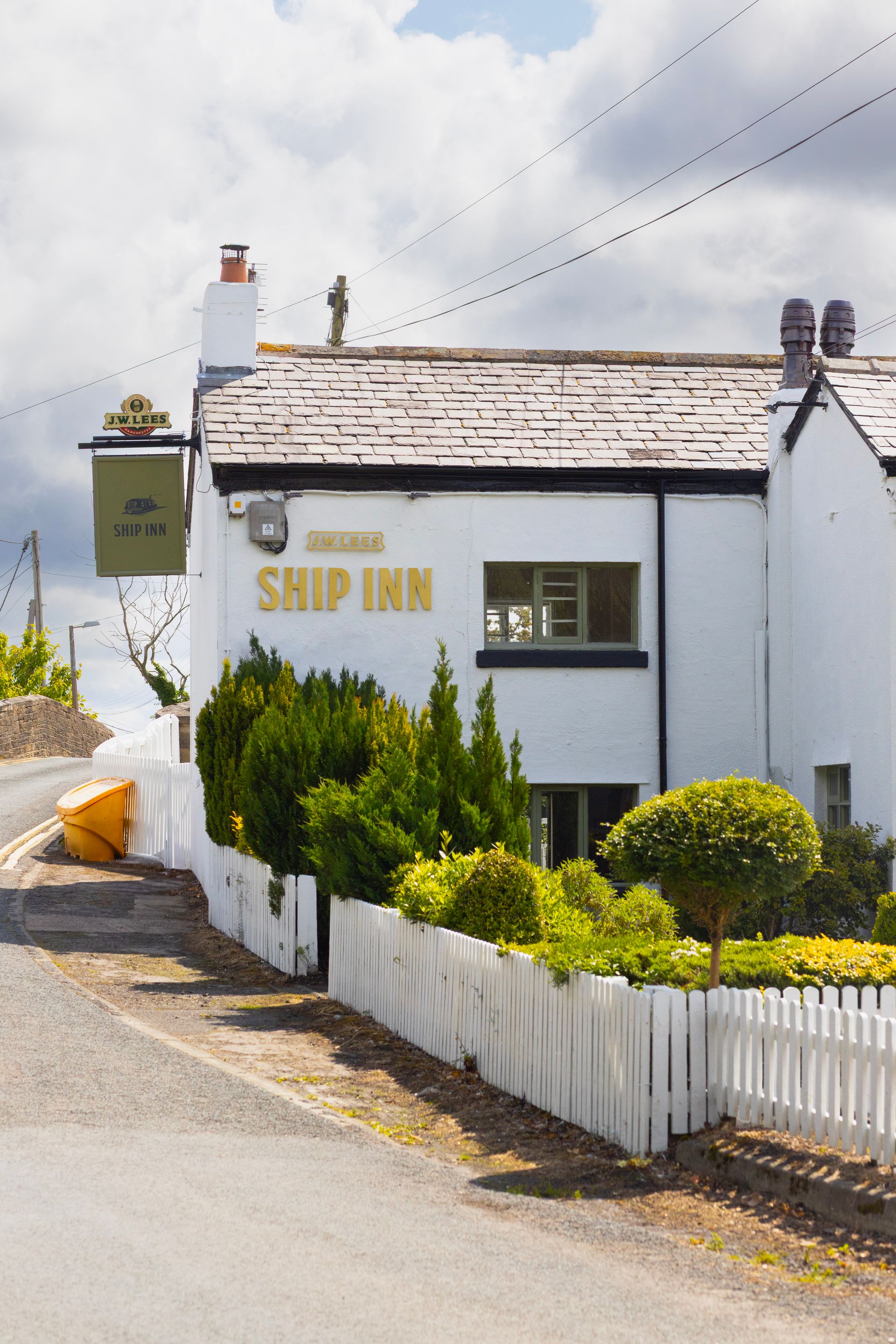 Ship Inn, Ormskirk Pub & Beer Garden